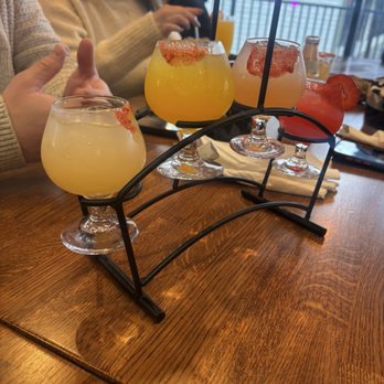 MADRES BRUNCH - Updated March 2025 - 2184 Photos & 636 Reviews - 8015 ...