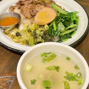 PRANAKHON THAI RESTAURANT - Updated June 2024 - 1677 Photos & 434 ...