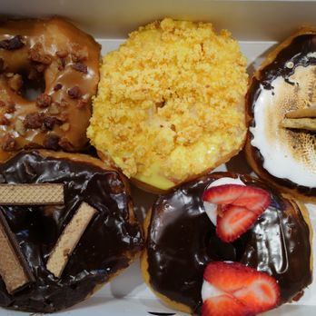 AMY’S DONUTS - Updated January 2025 - 460 Photos & 388 Reviews - 101 E ...
