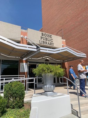BOISE PUBLIC LIBRARY - Updated December 2025 - 32 Photos & 18 Reviews ...