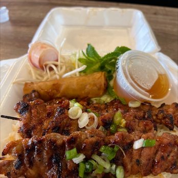 PHO EVER - Updated May 2024 - 601 Photos & 605 Reviews - 12015 NE 8th ...