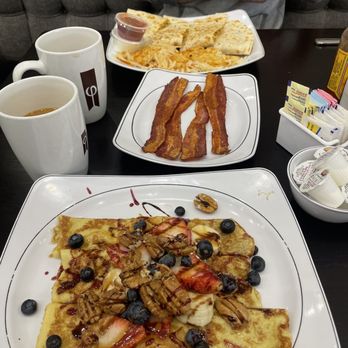 BERRYLICIOUS BREAKFAST CLUB - Updated April 2024 - 85 Photos & 68 ...