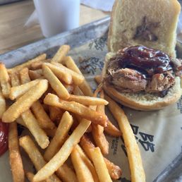 BB RAD’S COASTAL BBQ - Updated December 2025 - 97 Photos & 92 Reviews ...