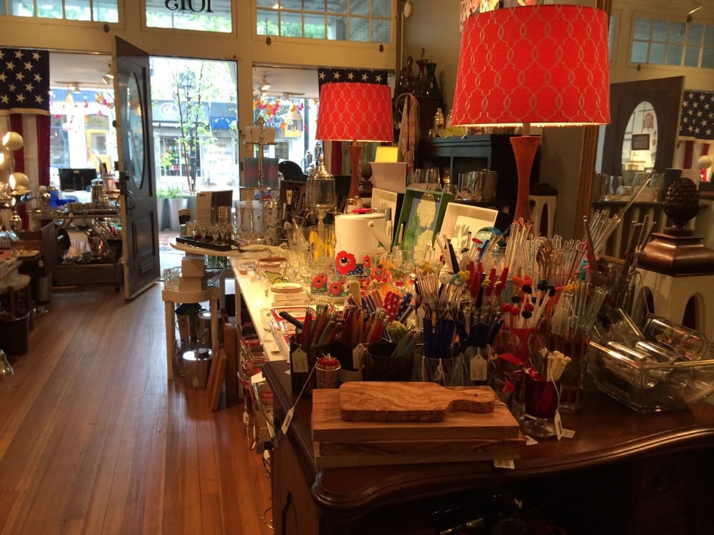 THE HOUR SHOP - Updated June 2026 - 10 Photos & 39 Reviews - 1015 King ...
