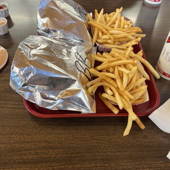 SHARP’S BURGER RANCH - Updated October 2025 - 15 Photos & 31 Reviews ...