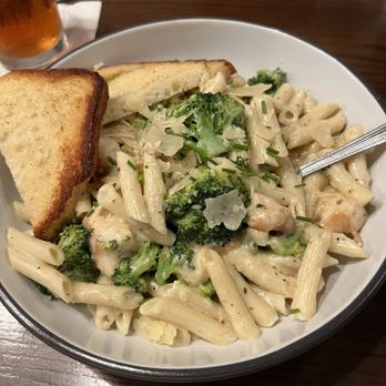 221 TAP & TABLE - Updated August 2024 - 12 Photos & 22 Reviews - 14521 ...