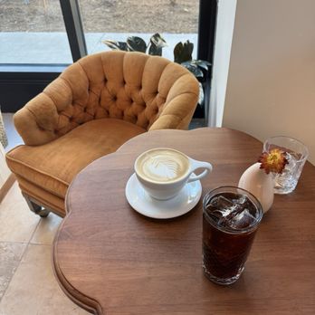 FLORA - Updated March 2025 - 34 Photos & 11 Reviews - 380 W 12th Ave ...