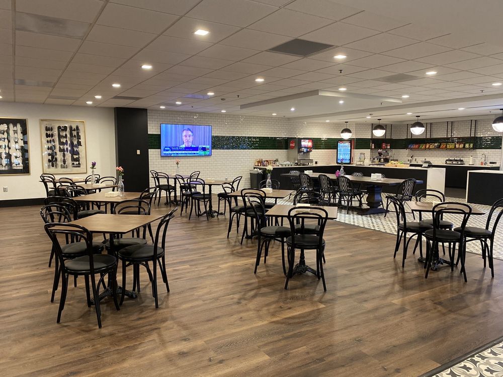 LAKEVIEW CAFE - Updated January 2026 - 10 Photos - 2300 Lakeview Pkwy ...