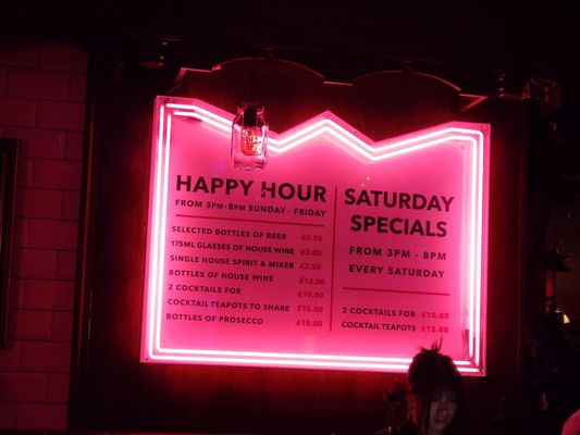 SIMMONS SOHO - Updated July 2025 - 22 Photos & 11 Reviews - 2 Bateman ...