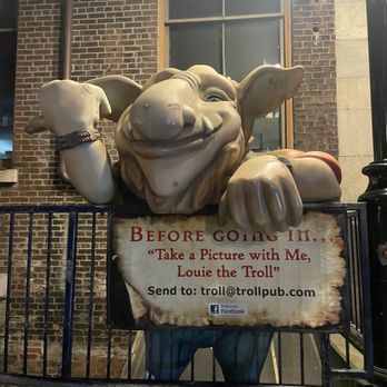 TROLL PUB UNDER THE BRIDGE - Updated August 2025 - 966 Photos & 862 ...