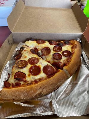 THE PIZZA HEIST - 22 Photos & 55 Reviews - 231 Aurora St, Lancaster ...