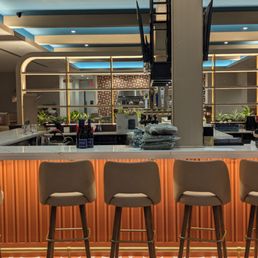 ATLAS RESTAURANT & BAR - Updated December 2024 - 35 Photos - 123 N Main ...