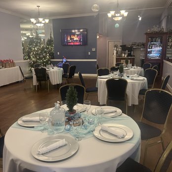 GATHERINGS N’ STUFF - Updated December 2025 - 22 Photos & 10 Reviews ...