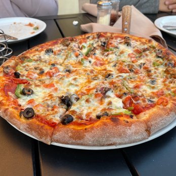 PIZZO’S PIZZERIA AND WINE BAR - Updated September 2024 - 734 Photos ...
