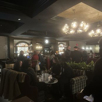 D16 - Updated December 2025 - 11 Photos & 10 Reviews - 955 Boylston St ...