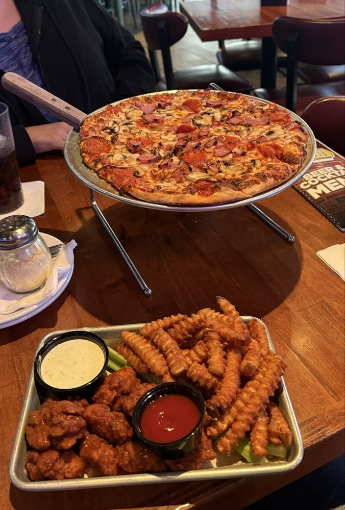 UNION DRAFT HOUSE - Updated December 2025 - 25 Photos & 35 Reviews ...