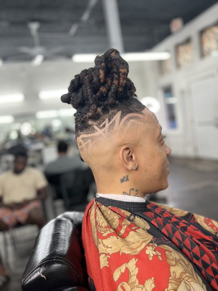 TRINITY LOUNGE UPSCALE BARBERSHOP - Updated December 2025 - 256 Photos ...