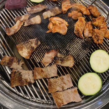 HONEY PIG HOT POT & BBQ - Updated October 2024 - 138 Photos & 67 ...