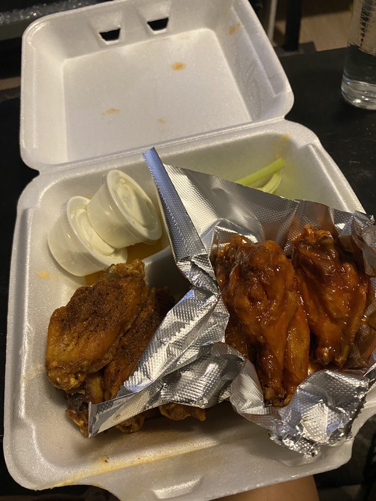 CHEX GRILL & WINGS - Updated June 2024 - 34 Photos & 45 Reviews - 440 E ...