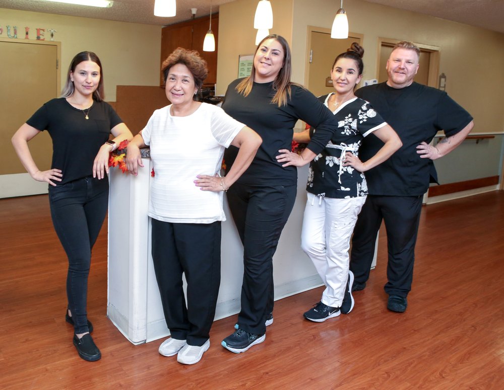 WINDSOR THE RIDGE REHABILITATION CENTER - 15 Photos - 350 Iris Dr ...