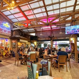 LONG DOGGERS-COCOA BEACH - Updated July 2025 - 739 Photos & 730 Reviews ...