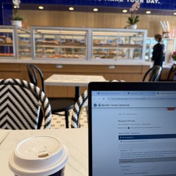 PARIS BAGUETTE - Updated January 2026 - 134 Photos & 34 Reviews - 6811 ...