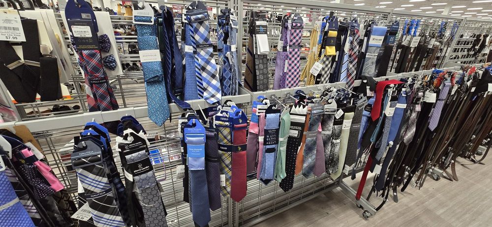 BURLINGTON - Updated September 2025 - 19 Photos & 22 Reviews - 1386 ...