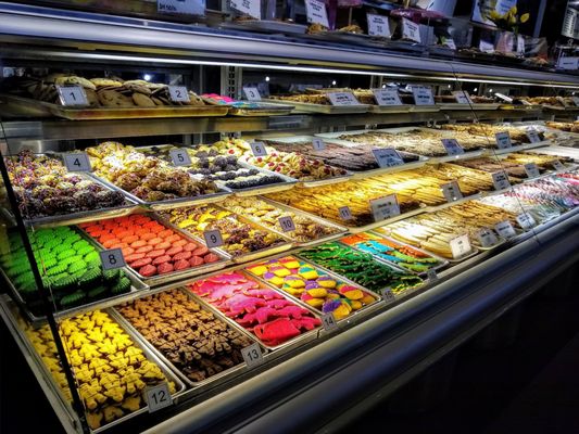 THE ULTIMATE BAKE SHOPPE OF ARDMORE - 27 Photos & 37 Reviews - Bakeries ...