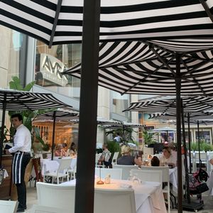 AVRA ROCKEFELLER CENTER - 184 Photos & 118 Reviews - 1271 6th Ave, New ...