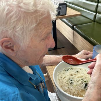 PHO PLUS - Updated August 2024 - 52 Photos & 36 Reviews - 820 E 116th ...