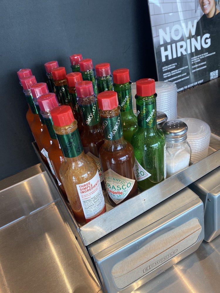 CHIPOTLE MEXICAN GRILL - Updated January 2025 - 14 Photos - 959 N ...