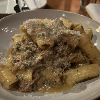 GUSTO 101 - Updated July 2024 - 1689 Photos & 1192 Reviews - 101 ...