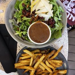 HICKORY BAR & GRILLE - Updated December 2024 - 60 Photos & 148 Reviews ...