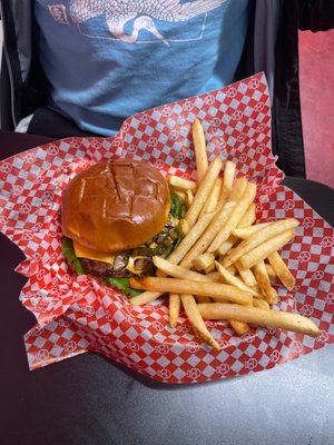 TOXIC BURGER - Updated November 2024 - 103 Photos & 311 Reviews - 943 ...