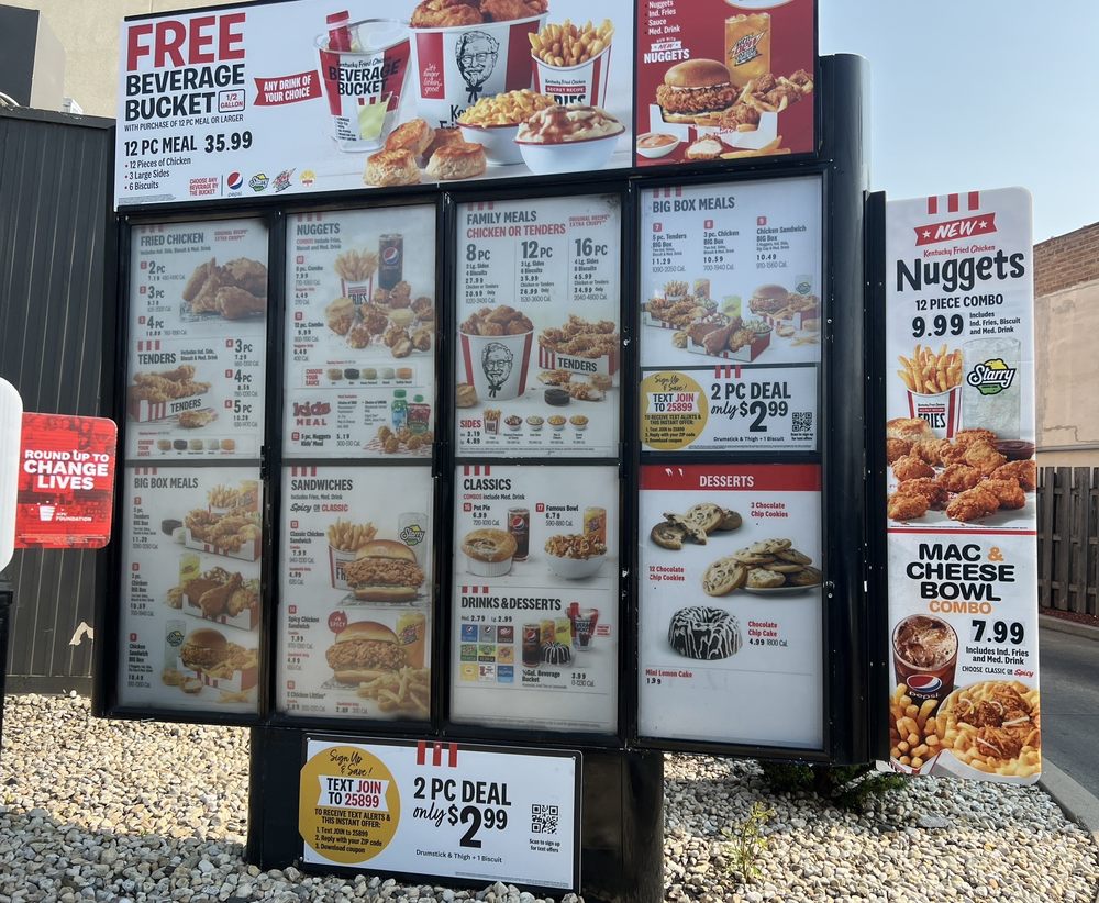 KFC - Updated October 2025 - 21 Reviews - 6200 Cermak Rd, Berwyn ...