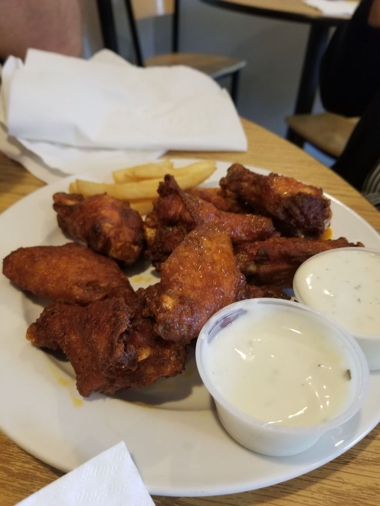 THIRD BASE GRILL - 16 Photos & 31 Reviews - American (Traditional ...