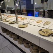 FJ BUFFET - 37 Photos & 33 Reviews - Food near 11930 SE Division St ...