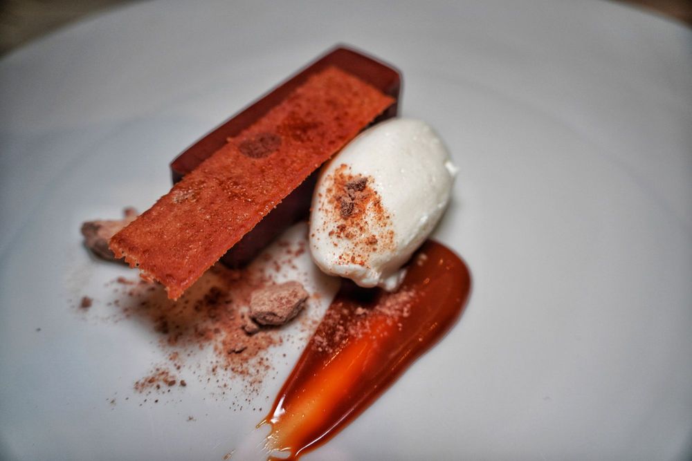 LSL - Updated October 2025 - 52 Photos - 2066 Avenue Road, Toronto ...