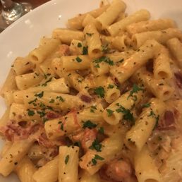 POMPILIOS - 225 Photos & 391 Reviews - 600 Washington Ave, Newport ...