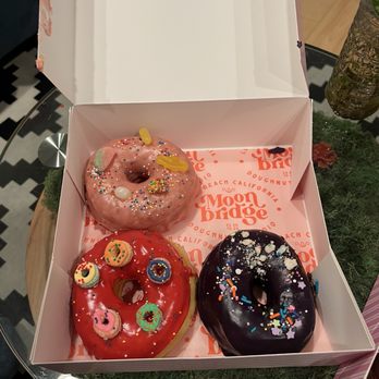 MOONBRIDGE DOUGHNUT STUDIO - Updated May 2025 - 549 Photos & 247 ...