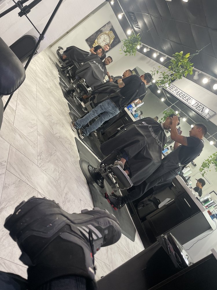 THE BARBER’S DEN - Updated September 2025 - 26 Photos & 36 Reviews ...