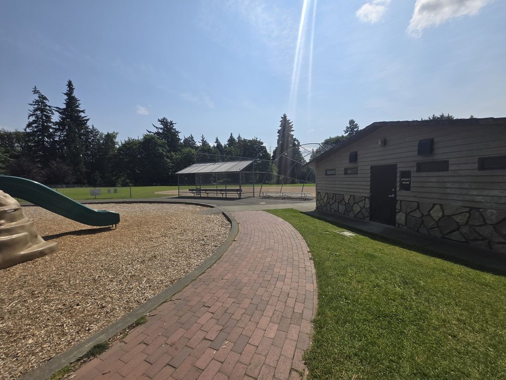 CEDAR GROVE PARK - Updated December 2025 - 11 Photos - 22425 9th Ave SE ...