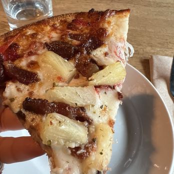 BLUE LINE PIZZA - Updated April 2025 - 861 Photos & 670 Reviews - 511 ...