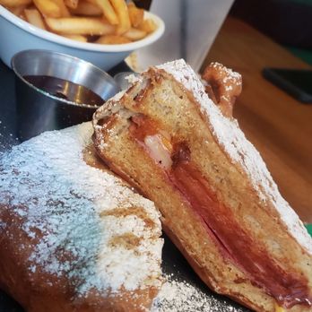 THE CRAFTY IRISHMAN - Updated January 2025 - 622 Photos & 591 Reviews ...