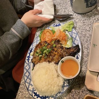 TAMARIND TREE RESTAURANT - Updated December 2024 - 1881 Photos & 1649 ...