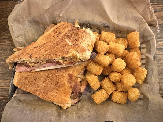 TOWN SQUARE SOCIAL - Updated June 2025 - 237 Photos & 386 Reviews - 145 ...