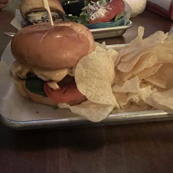 ROYCE - Updated March 2025 - 356 Photos & 247 Reviews - 115 Ridge St ...