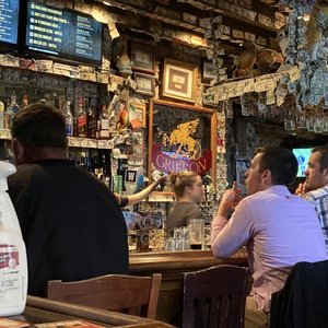 THE GRIFFON - 454 Photos & 418 Reviews - Pubs - 18 Vendue Range ...