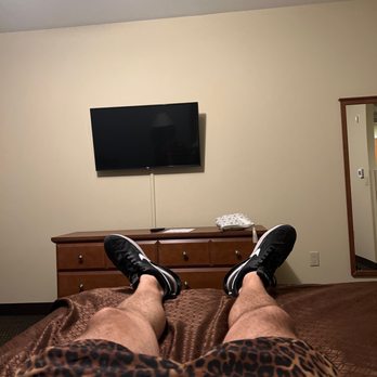 NELLIS INN - Updated October 2025 - 62 Photos & 46 Reviews - 5941 ...