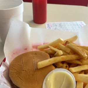 KICKERS TAKEOUT - 47 Photos & 36 Reviews - 301 Maxwell Ave, Greenwood ...